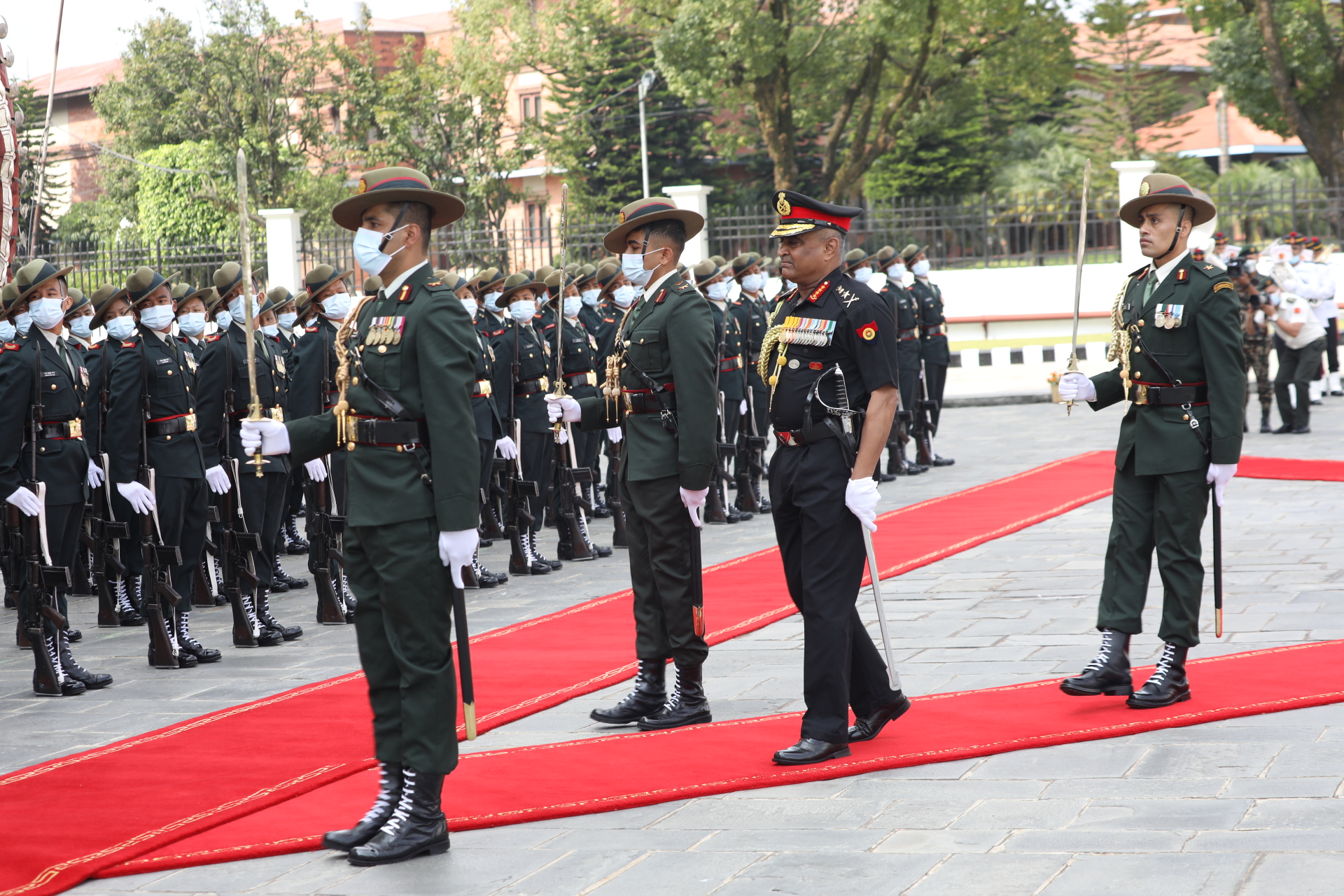 Nepali Army offers guard of honour to Indian Army Chief - Everest Times ...